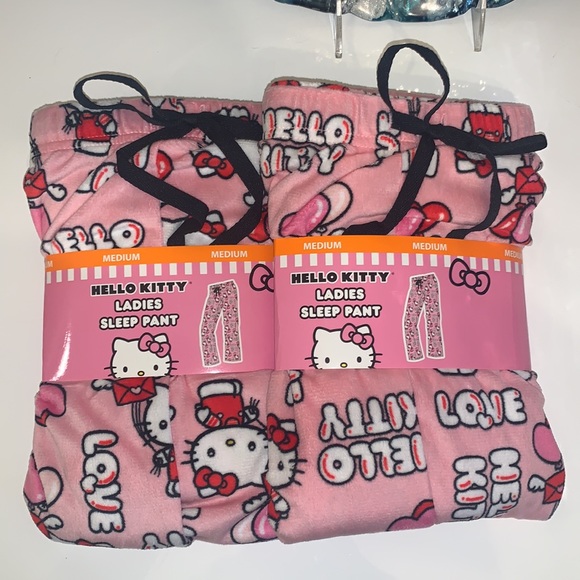 Hello Kitty | Intimates & Sleepwear | Htf Hello Kitty Valentines Pajama ...